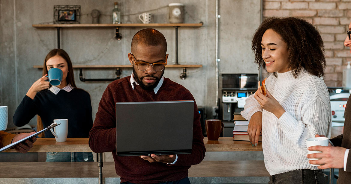 Funden - Crowdfunding & Charity HTML Template || Company Overview